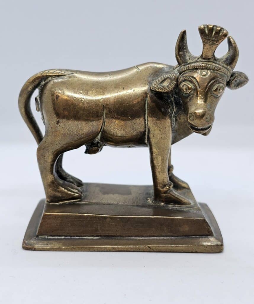 Hindu Nandi Brass Bull Religious Artefact - RUSTIC RETRO