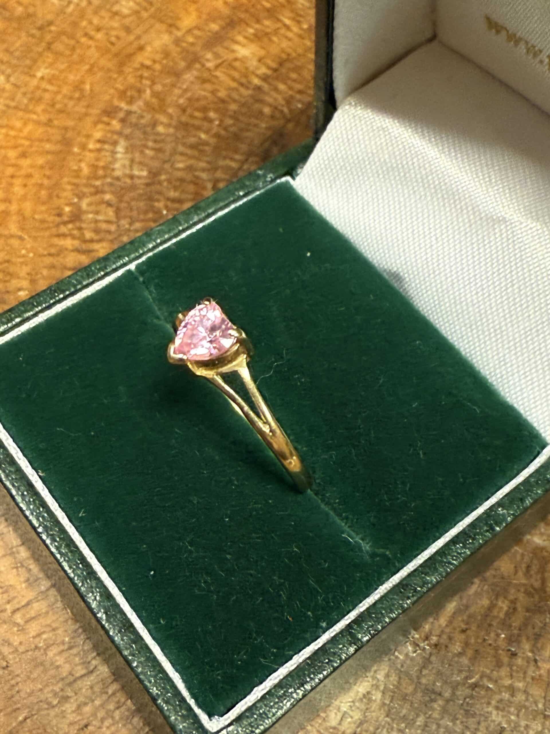 Ladies 9ct gold heart stone ring - RUSTIC RETRO